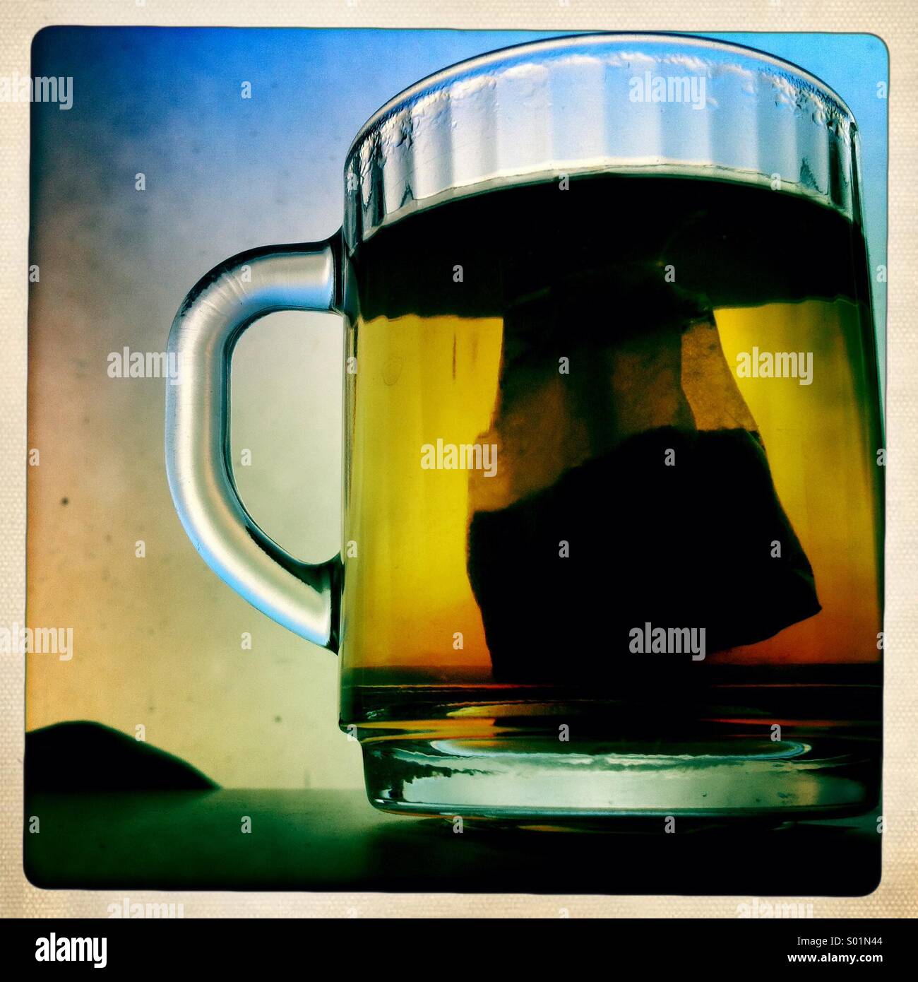 Instant hot water hi-res stock photography and images - Alamy