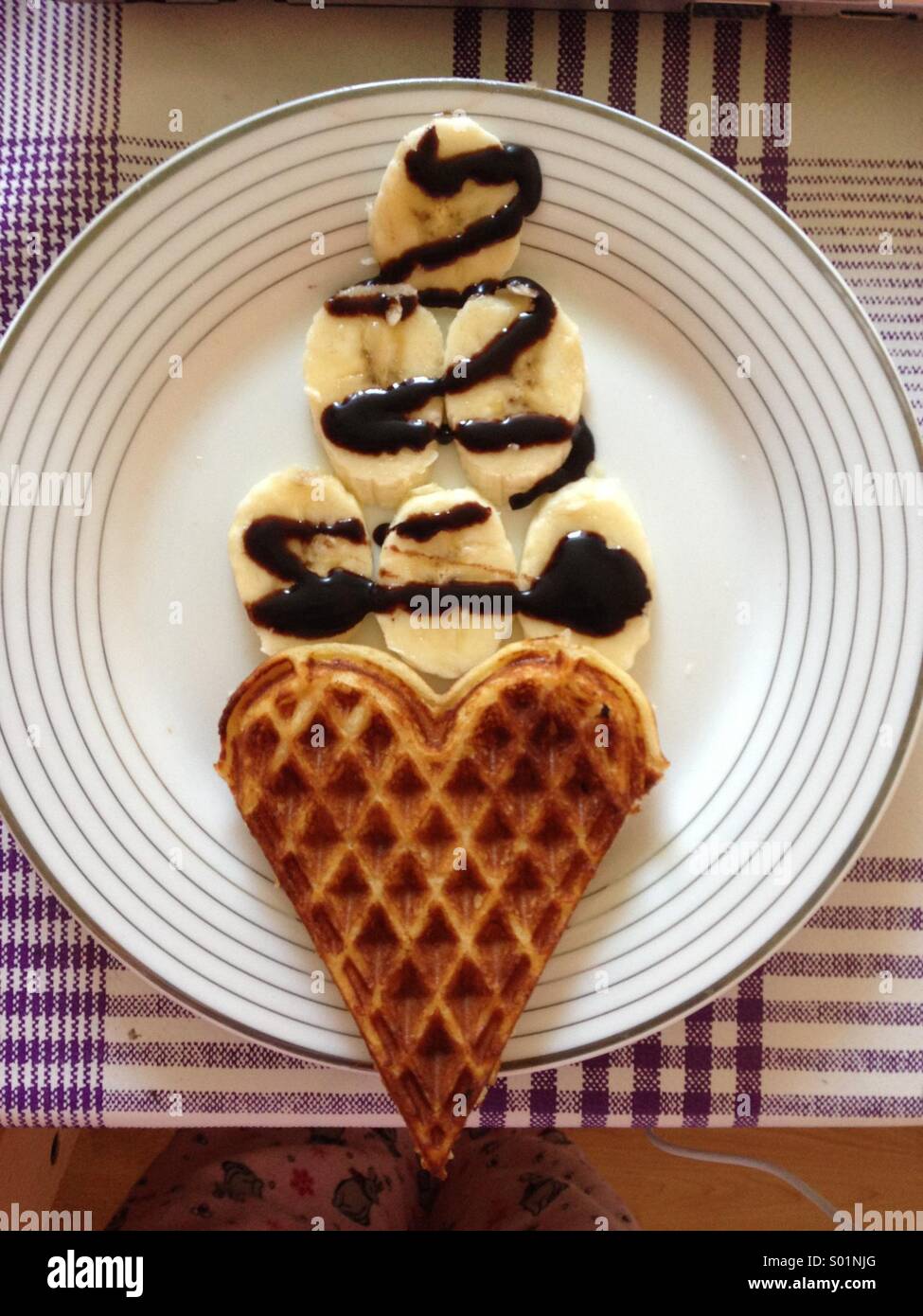 Pretty food plate hi-res stock photography and images - Alamy