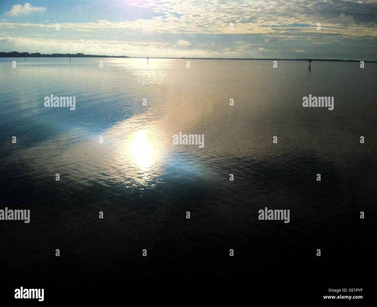 Sunlight on ocean in Florida Stock Photo - Alamy