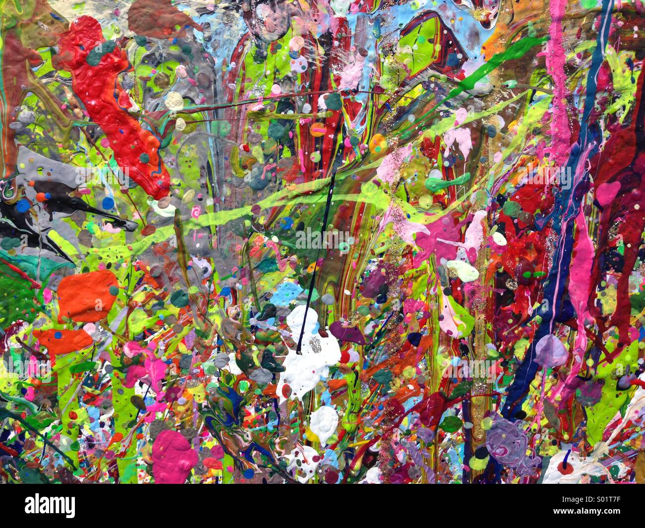 Bright colour paint hi-res stock photography and images - Alamy