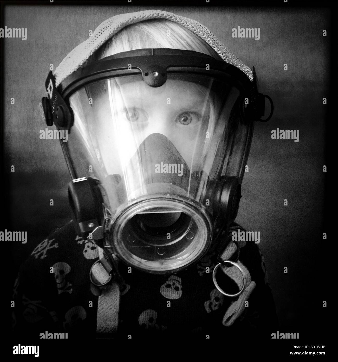 Child firefighter costume hi-res stock photography and images - Alamy