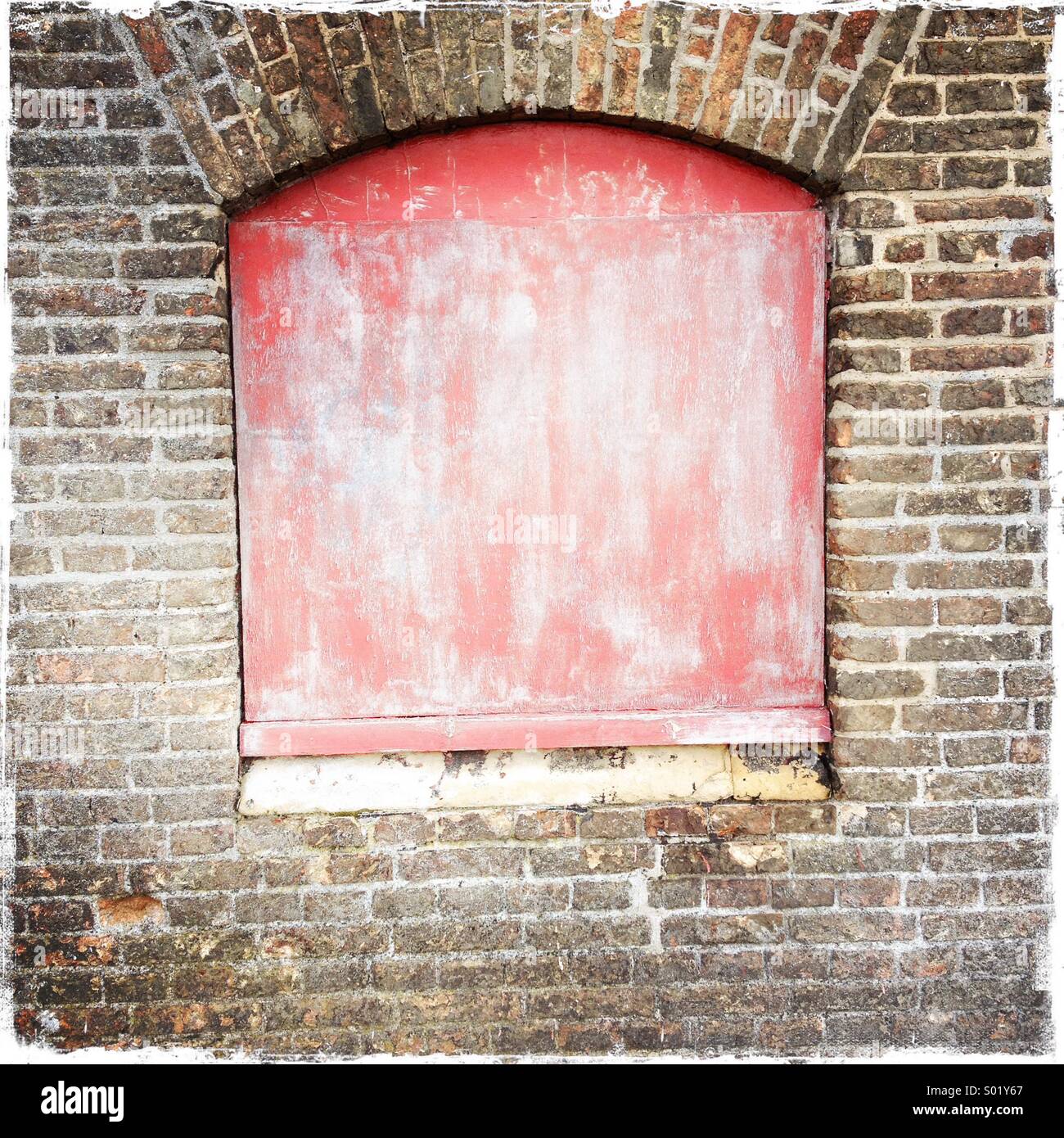 Arched windows window arch arches hi-res stock photography and images ...