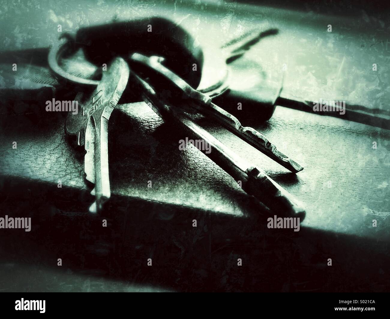 Keys car lock hi-res stock photography and images - Alamy