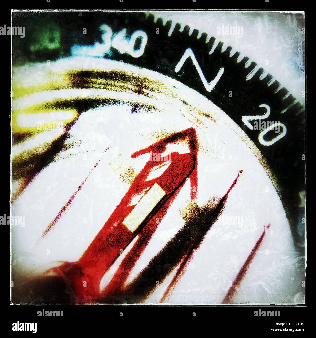 Red compass needle hi-res stock photography and images - Alamy