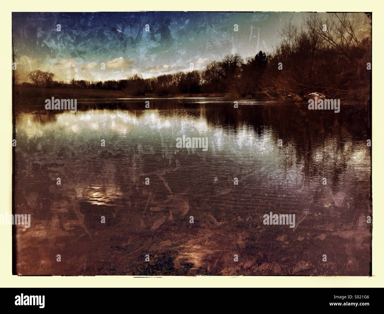 Reflections texture hi-res stock photography and images - Alamy