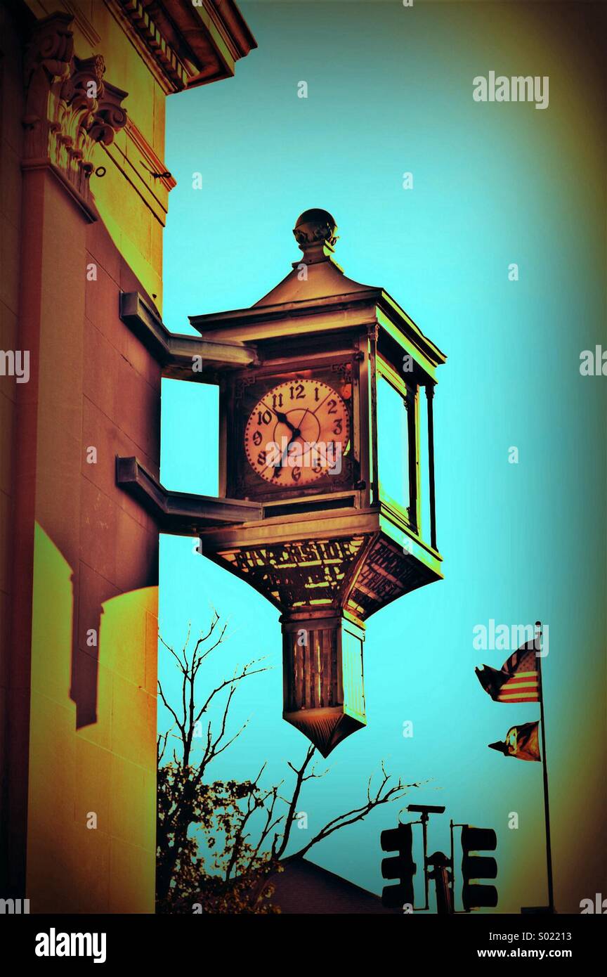 Historic bank hi-res stock photography and images - Alamy