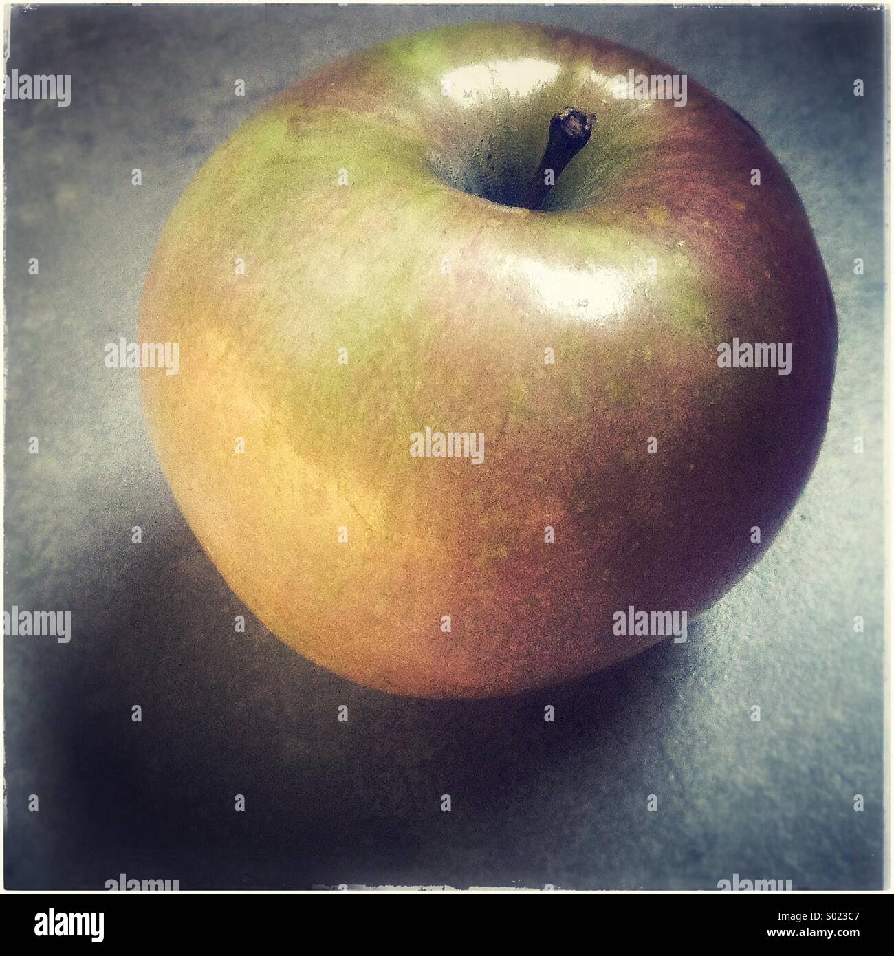 Fuji apple hi-res stock photography and images - Alamy