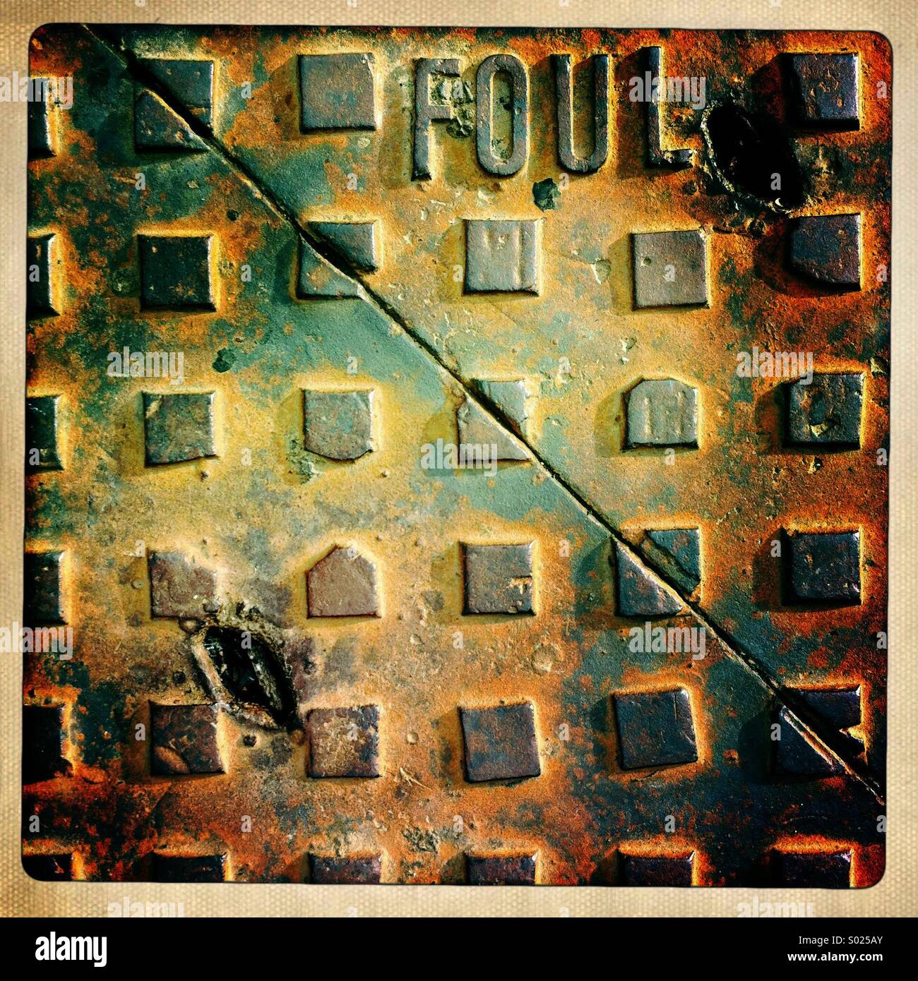 Foul sewer manhole cover hi-res stock photography and images - Alamy