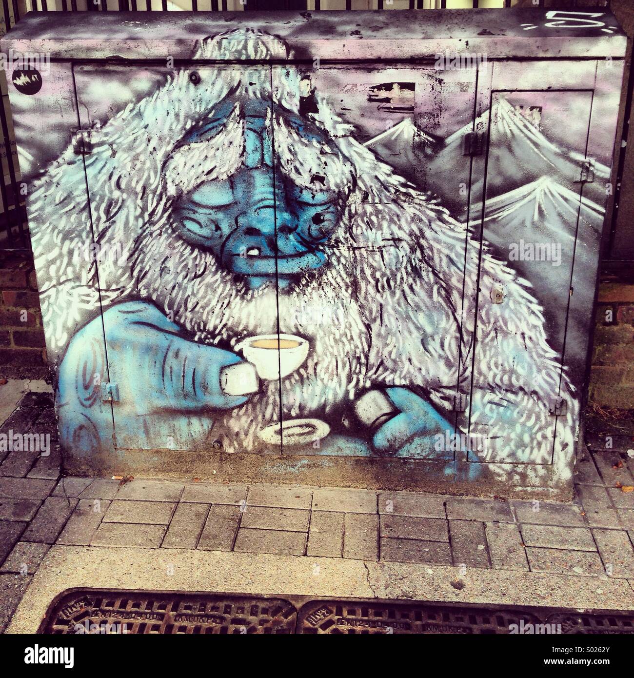 Yeti hi-res stock photography and images - Alamy