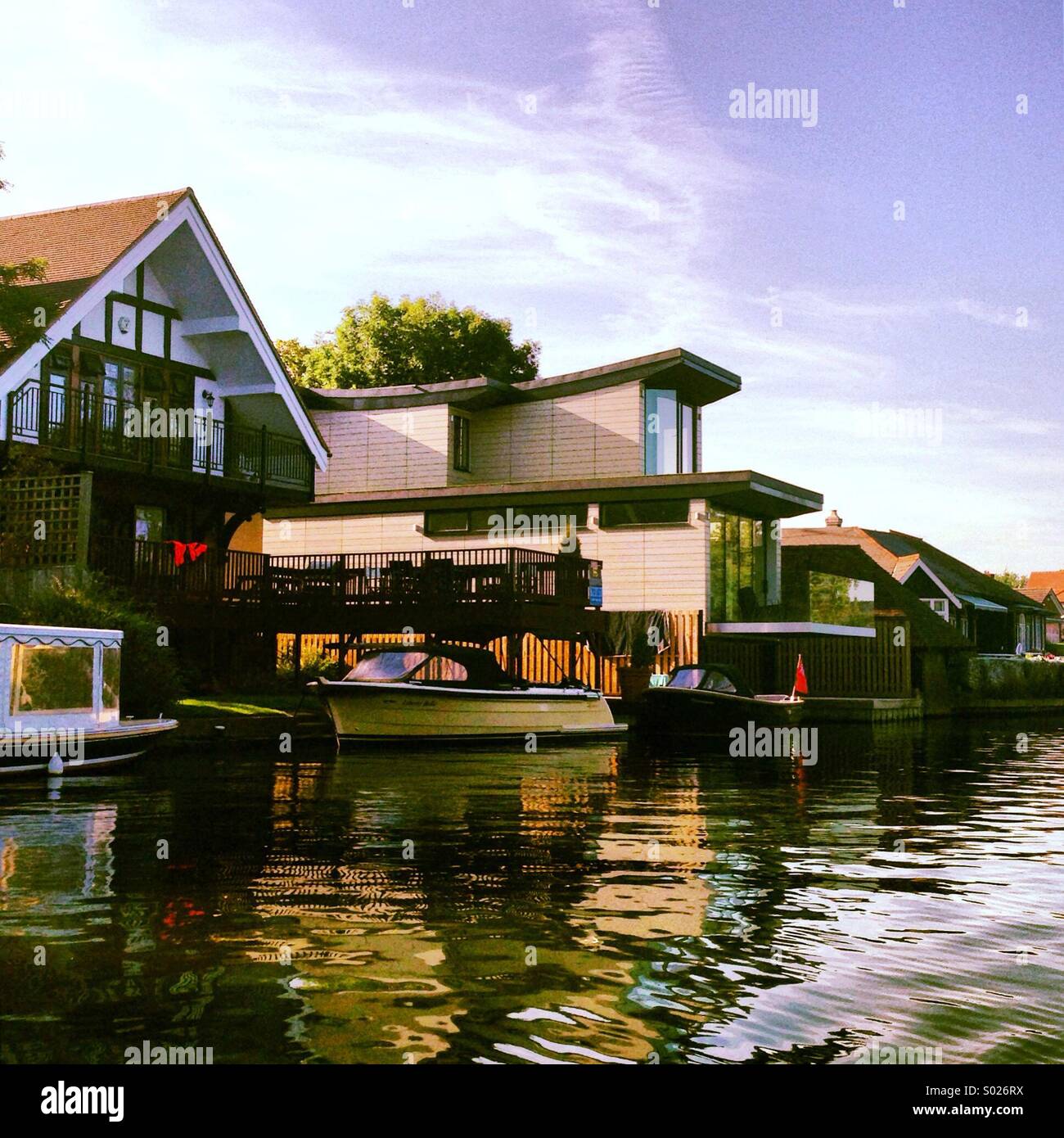 Grand designs house hi-res stock photography and images - Alamy