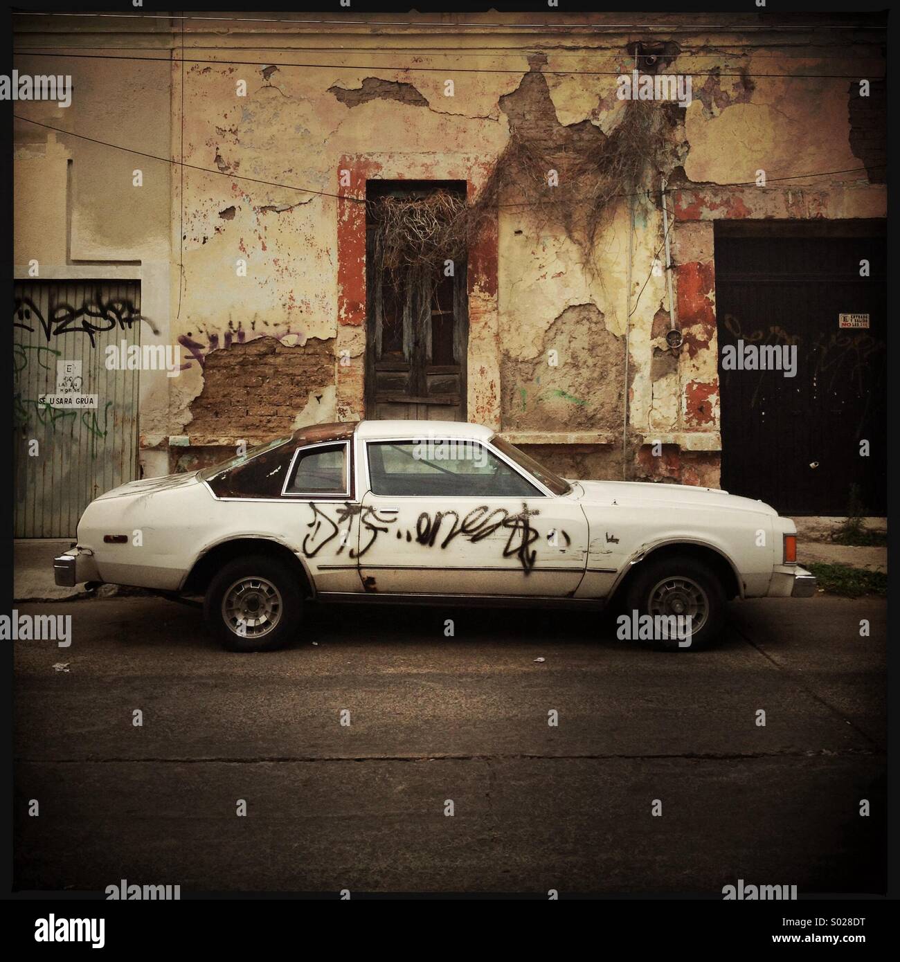 Graffiti with car hi-res stock photography and images - Alamy