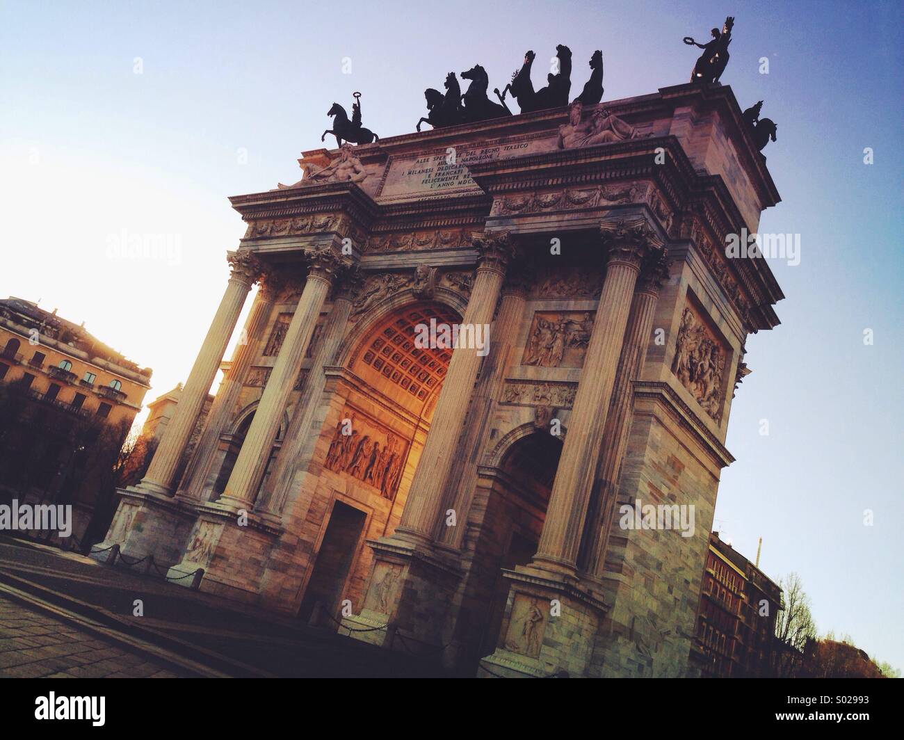 Peace arc hi-res stock photography and images - Alamy