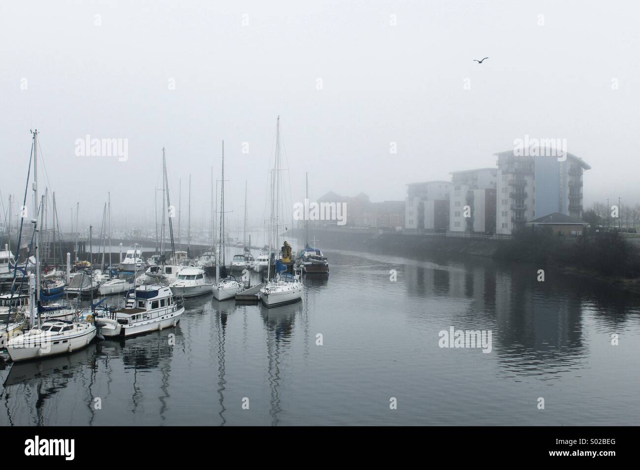 Misty scenery at Cardiff Bay Stock Photo - Alamy