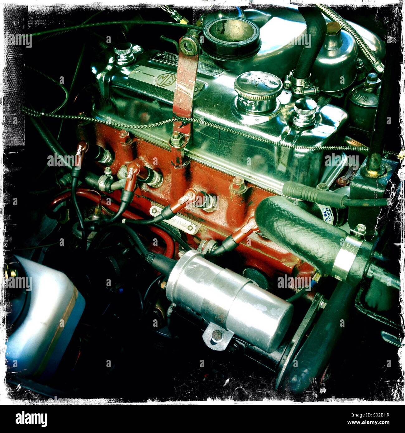 Classic car engine Stock Photo - Alamy