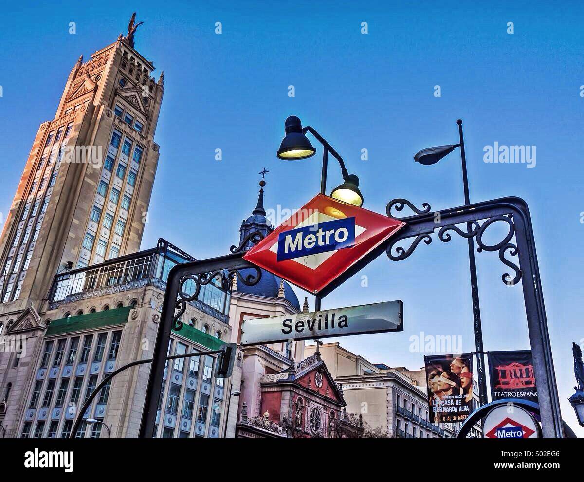 Metro Station Sevilla Stock Photos & Metro Station Sevilla Stock Images ...