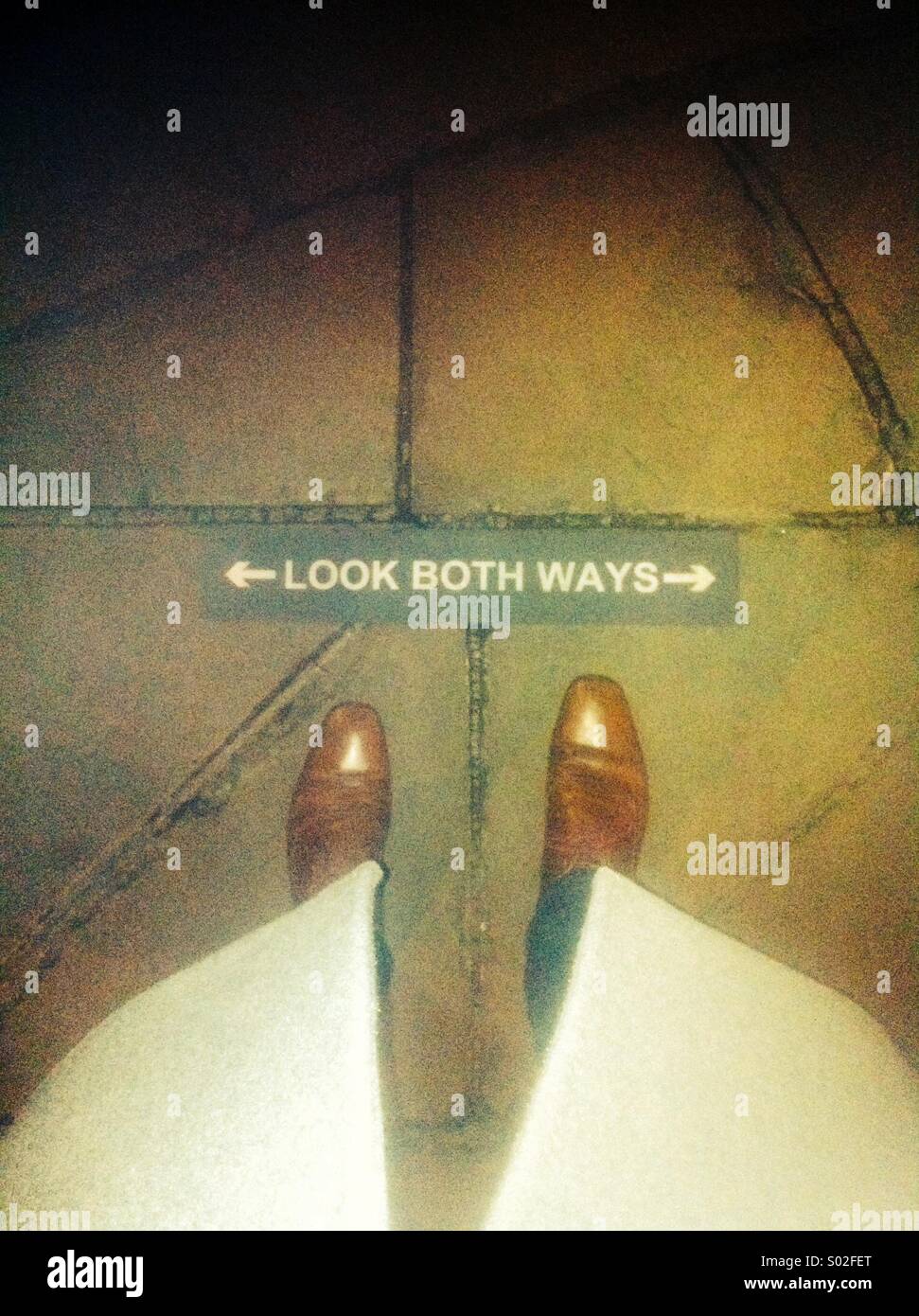 Look both ways sign hi-res stock photography and images - Alamy