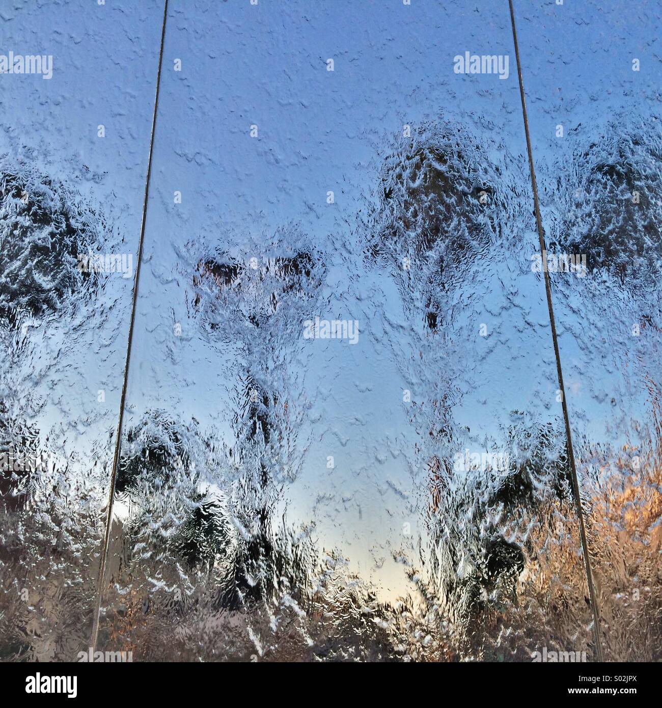 Distorted glass hi-res stock photography and images - Alamy