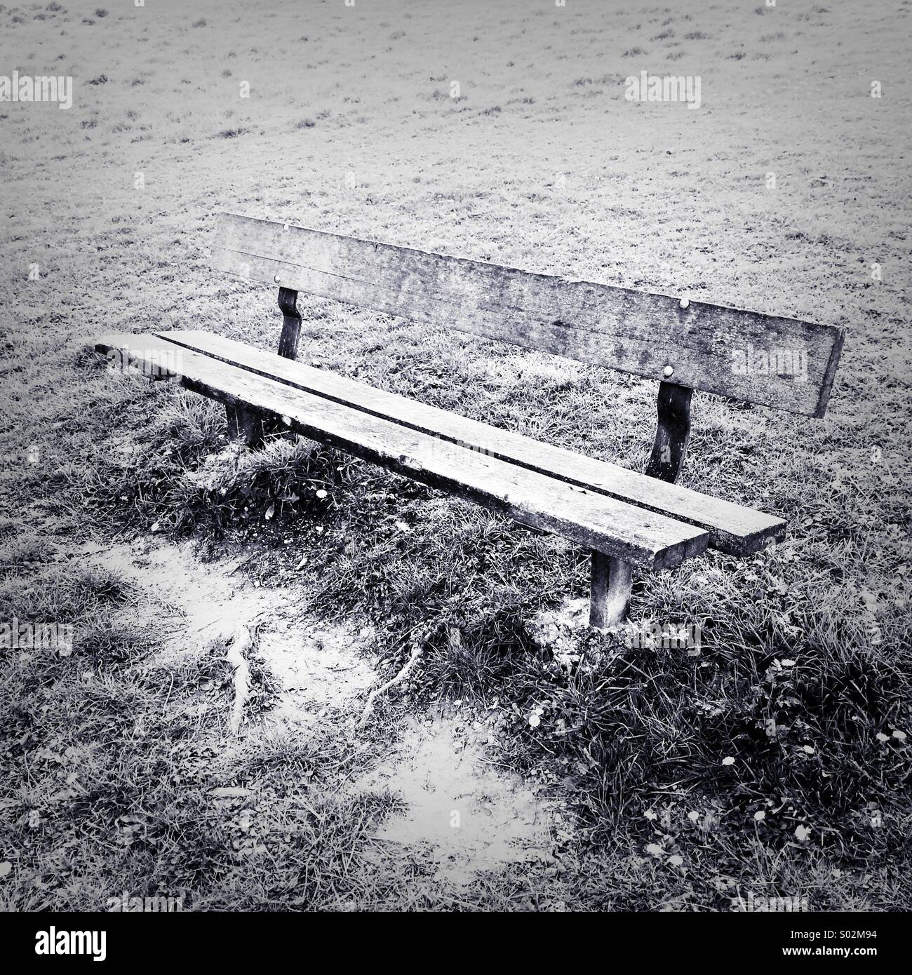 Old park bench Stock Photo - Alamy