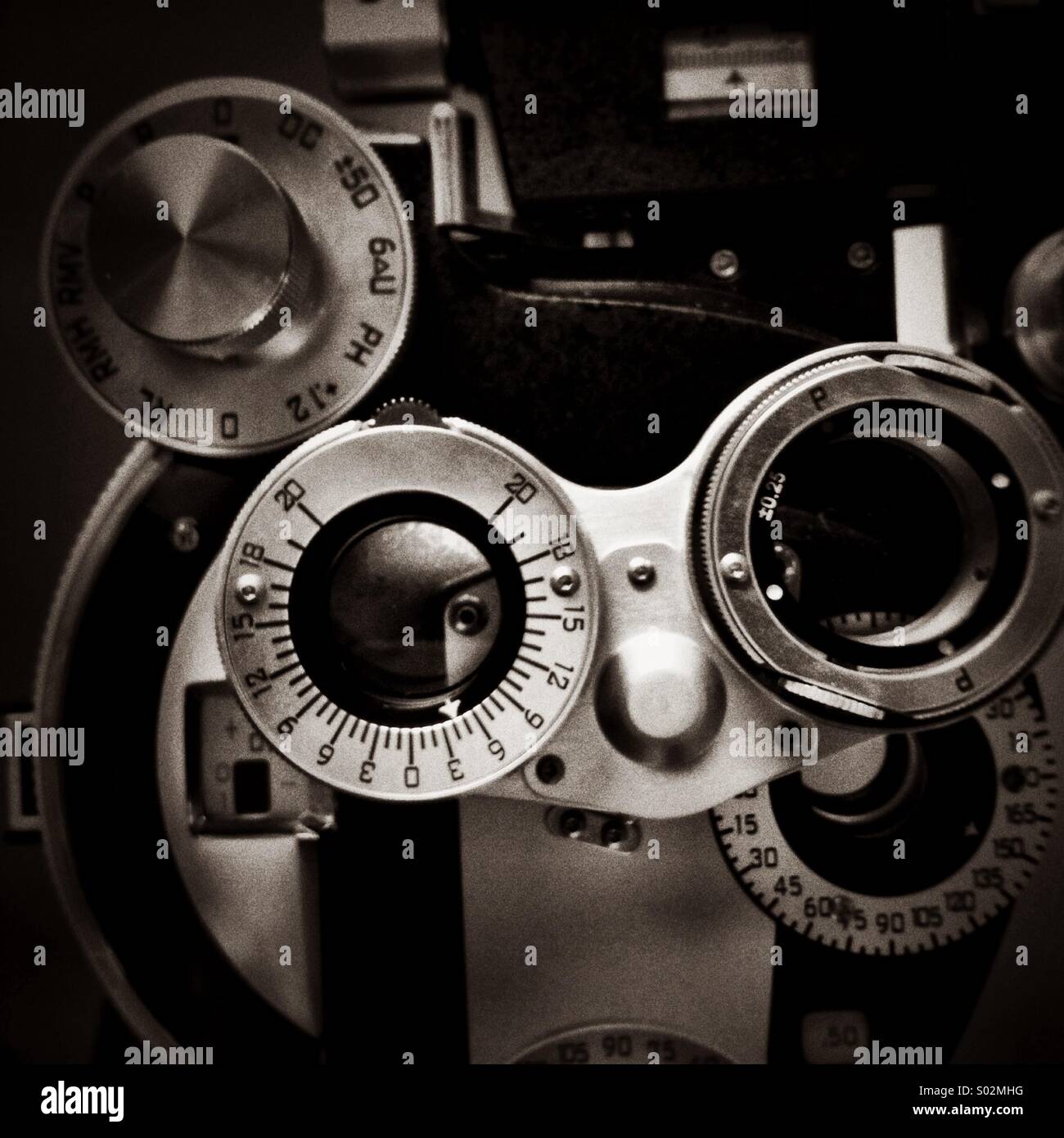 Optometry machine hi-res stock photography and images - Alamy