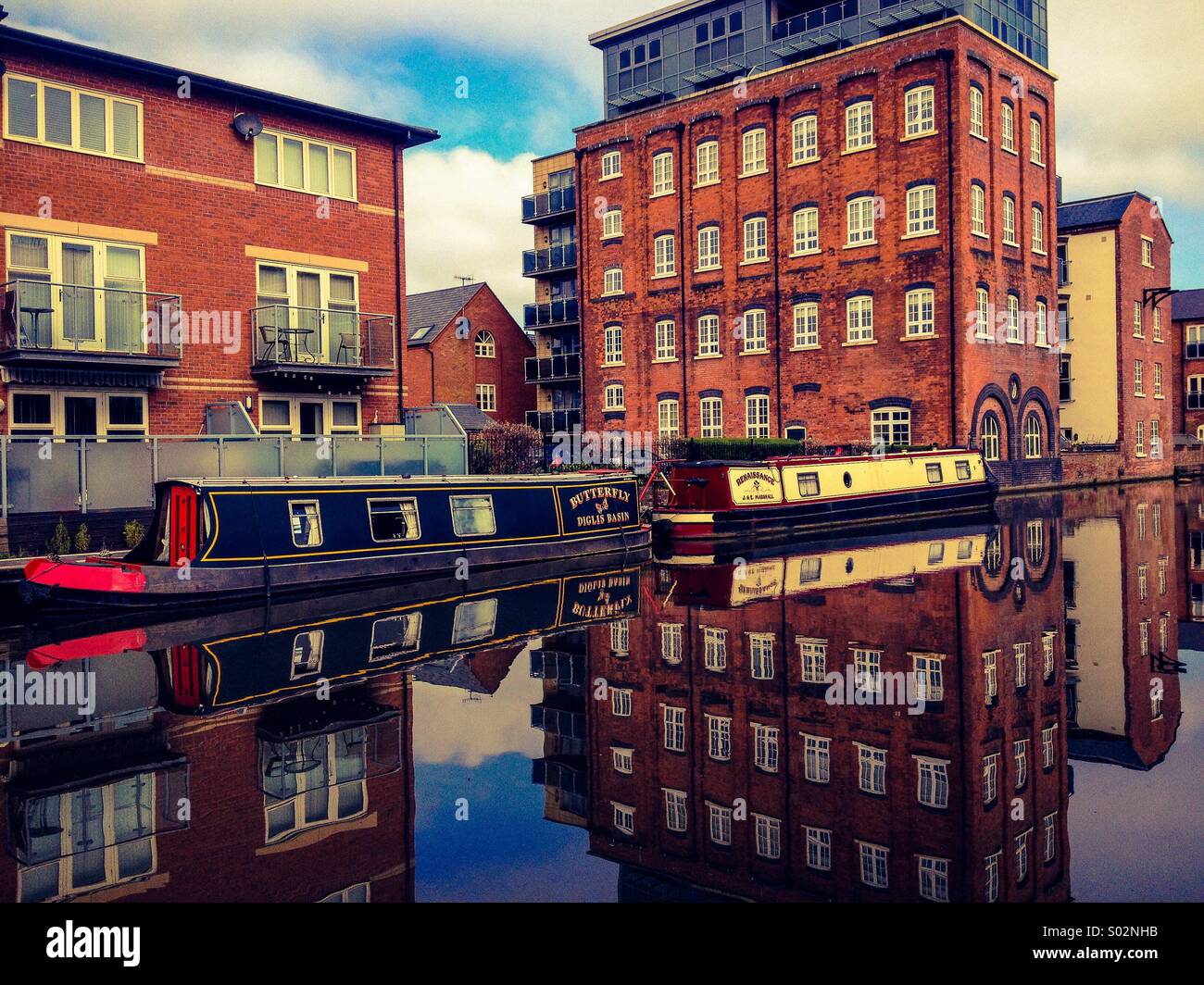 Narrowboat reflections, Diglis basin, Worcester,England, UK Stock Photo ...
