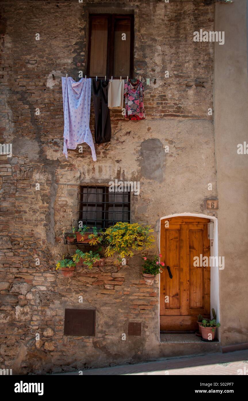 Classic italian street scene hi-res stock photography and images - Alamy