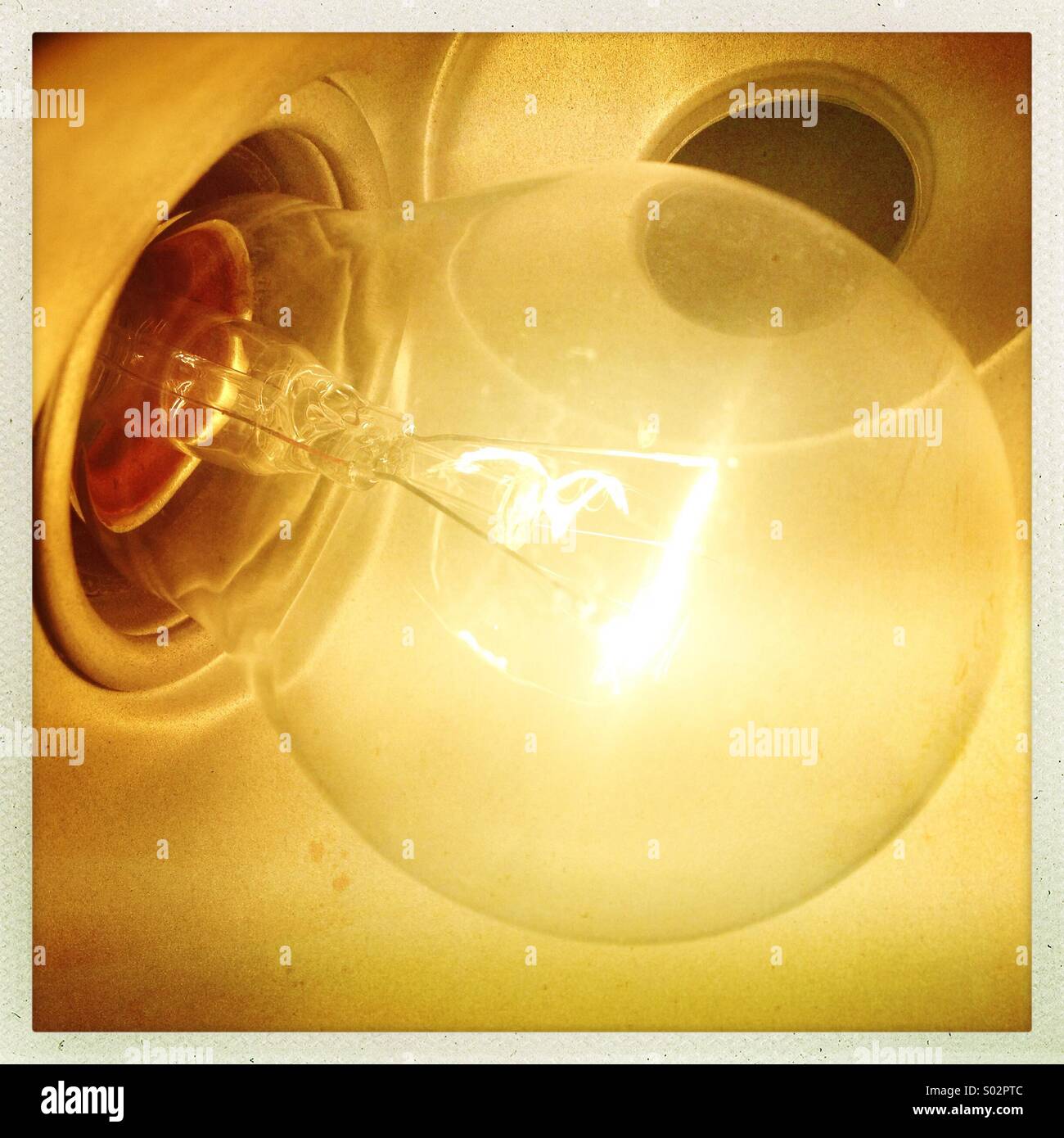 Spark light bulb hi-res stock photography and images - Alamy