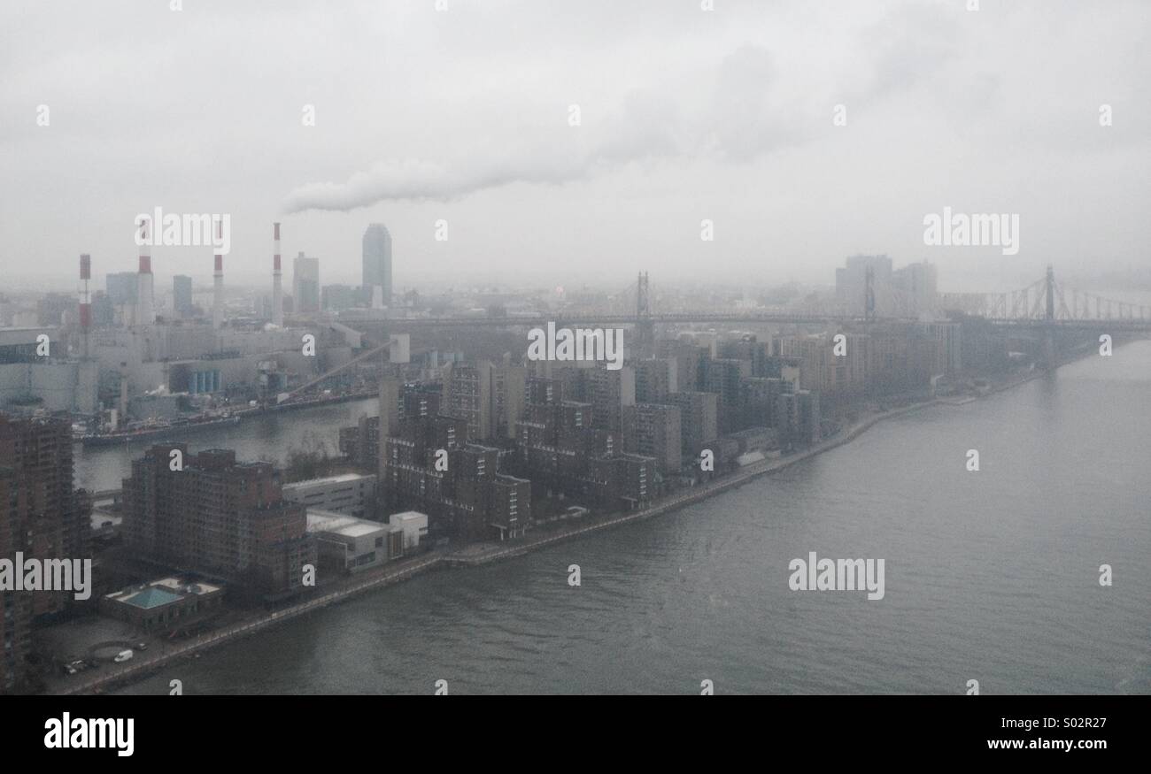Queensborough bridge hi-res stock photography and images - Alamy