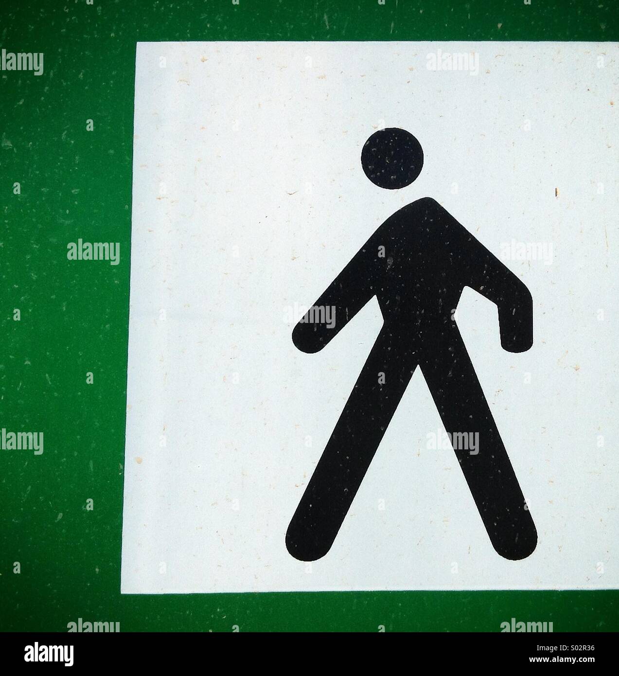Walking man traffic sign hi-res stock photography and images - Alamy