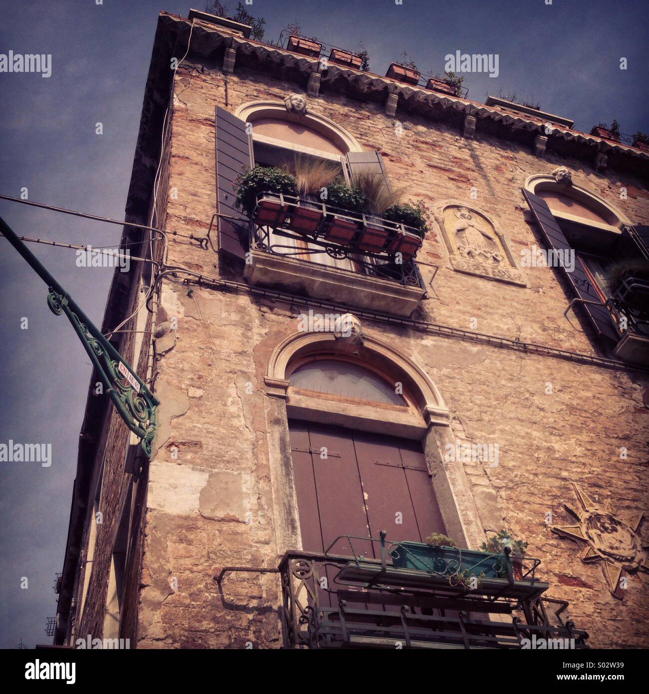 Traditional Venetian house Stock Photo - Alamy