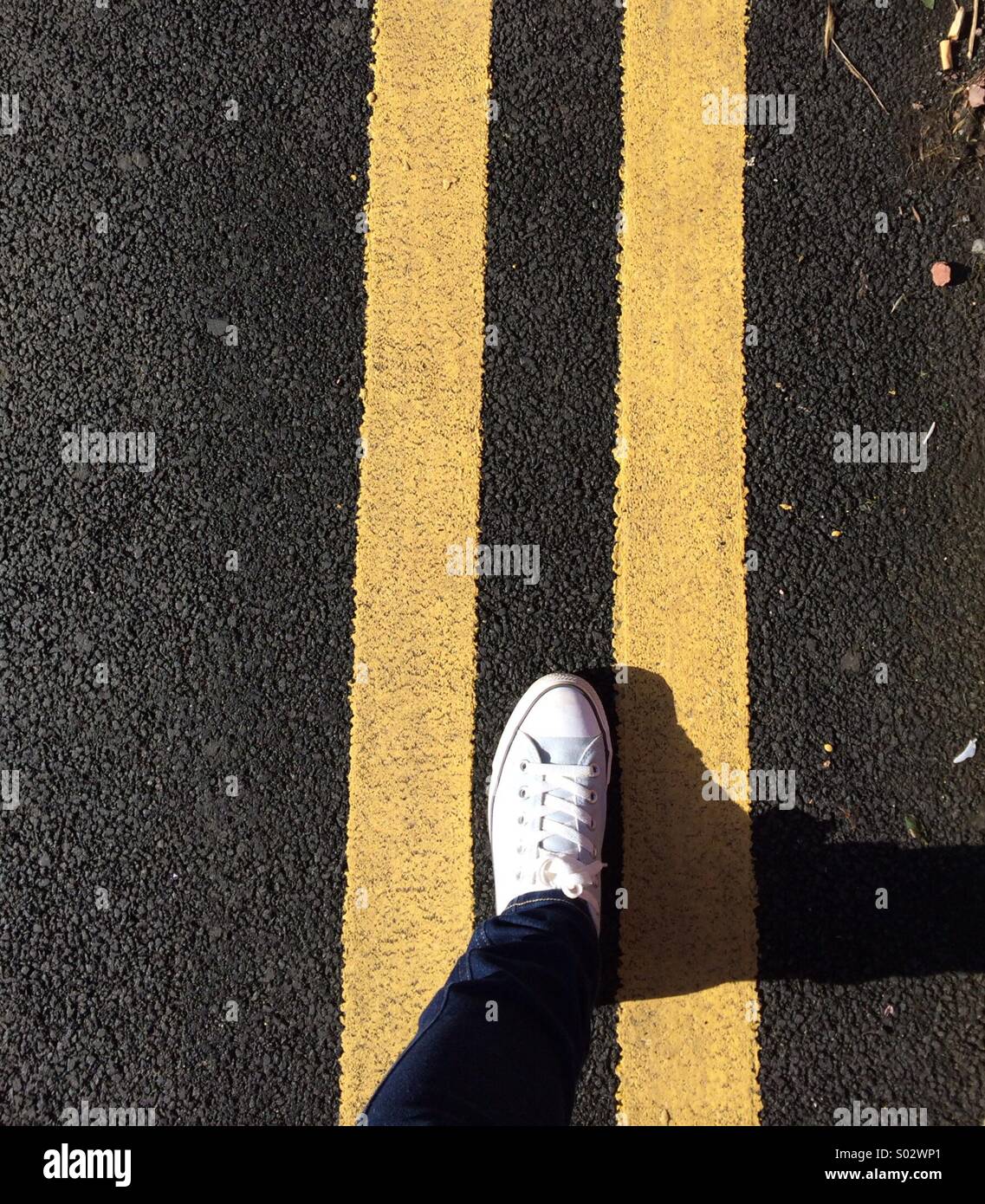 Shadow of foot hi-res stock photography and images - Alamy