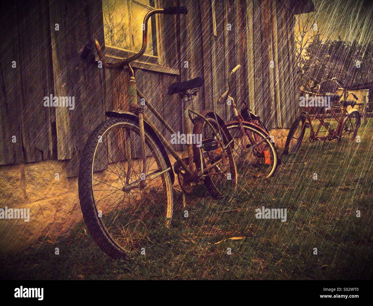 Rusted bikes hi-res stock photography and images - Alamy