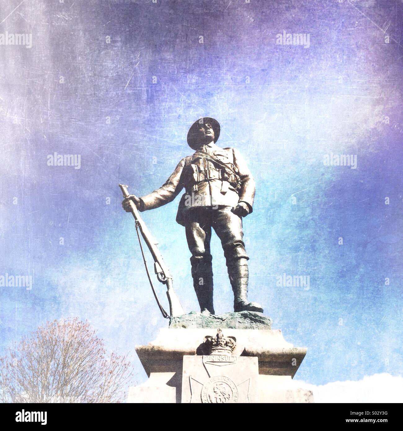 World one ww1 statue hi-res stock photography and images - Alamy