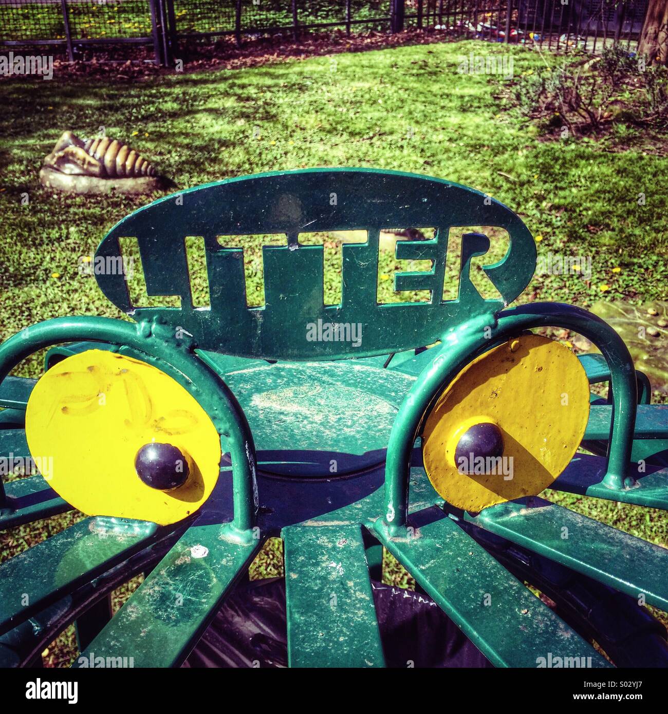 Litter litter hi-res stock photography and images - Alamy