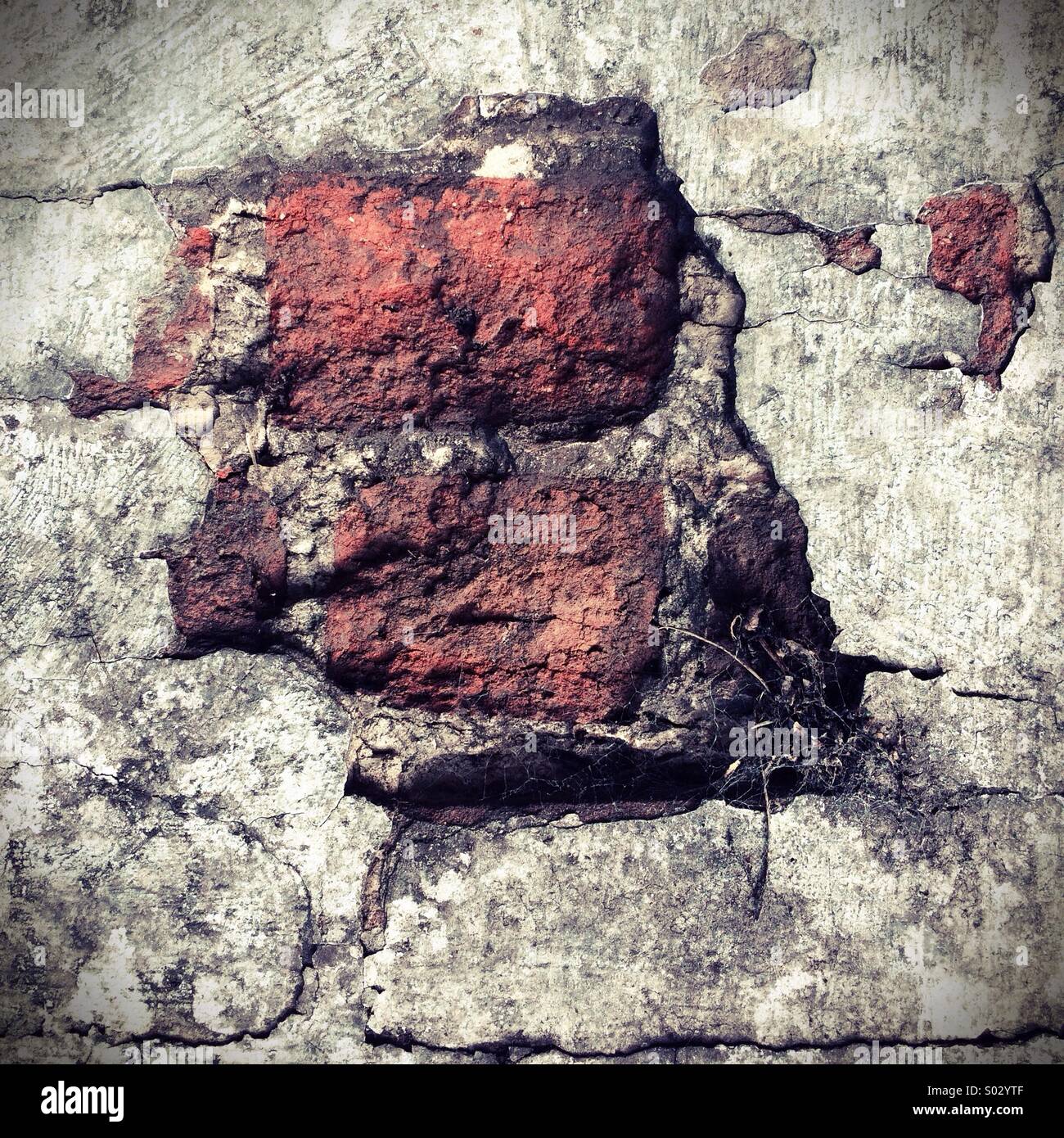 Bricks and plaster hi-res stock photography and images - Alamy