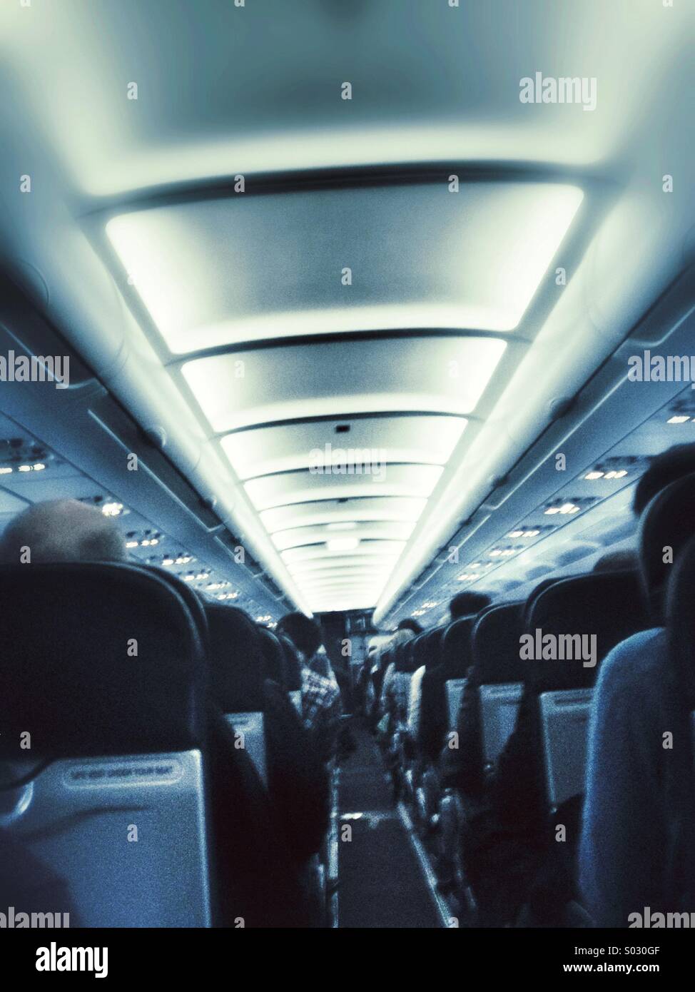 Plane aisle hi-res stock photography and images - Alamy