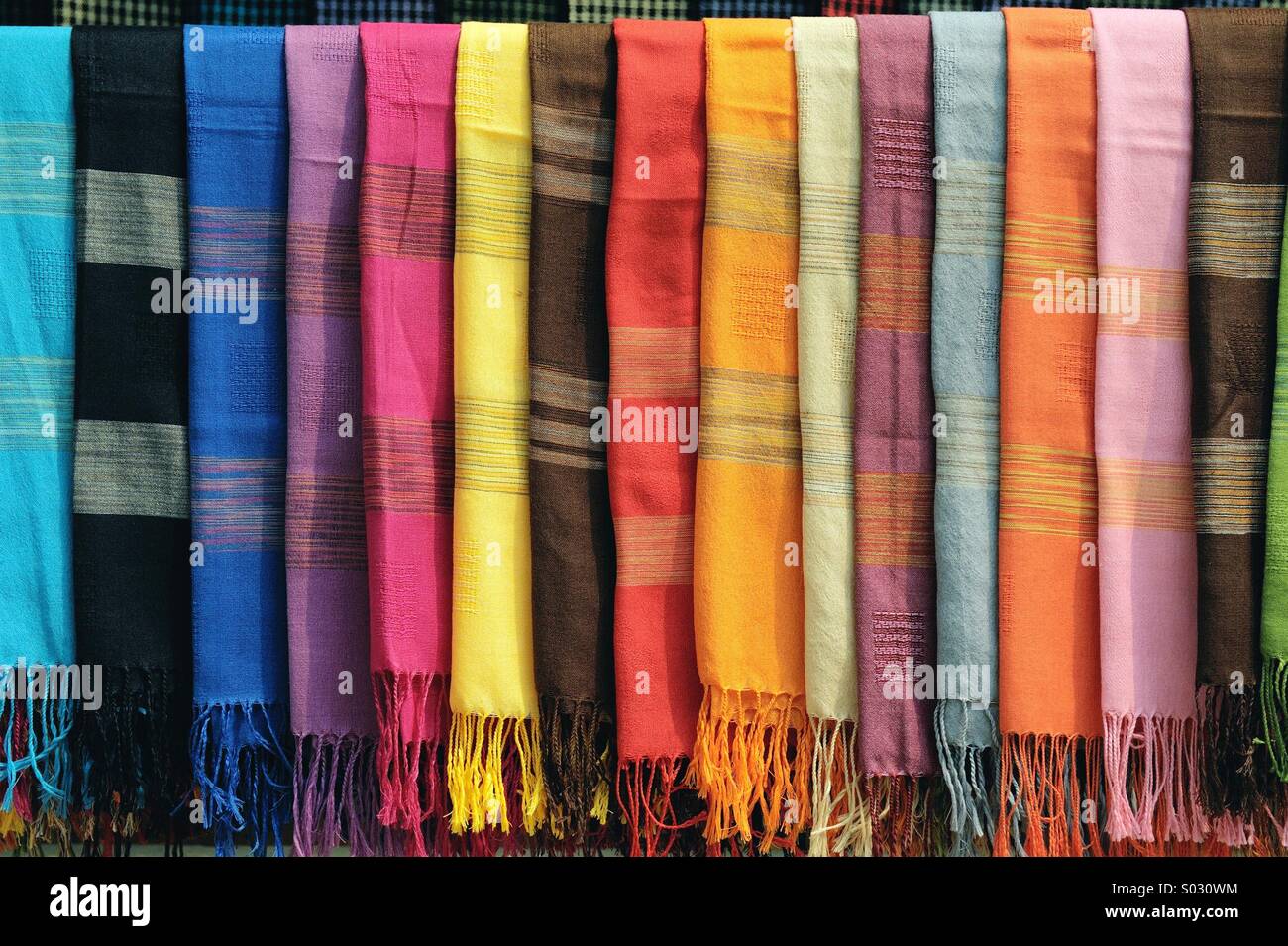Scarf color hi-res stock photography and images - Alamy