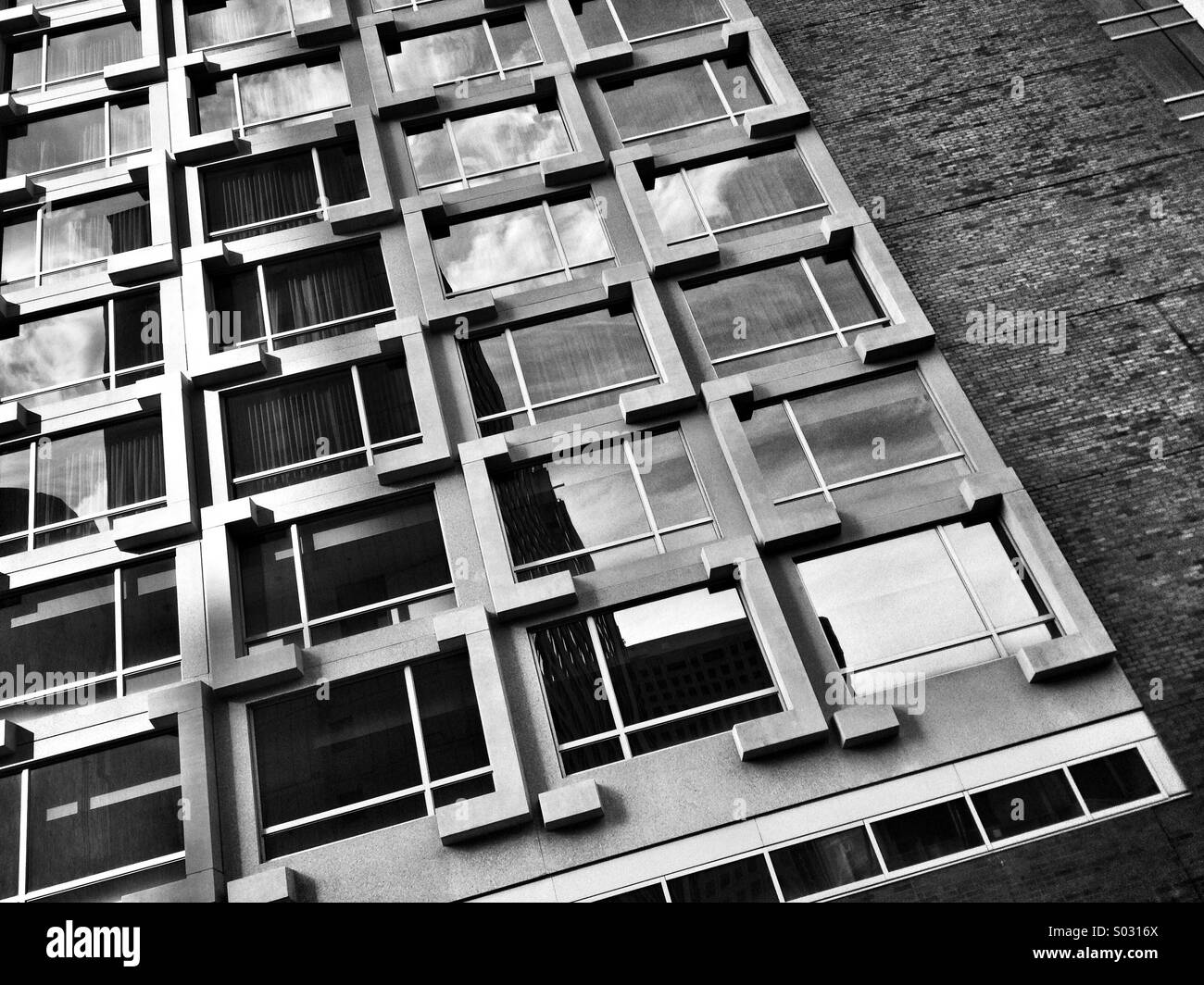 Cities city facade windows hi-res stock photography and images - Alamy