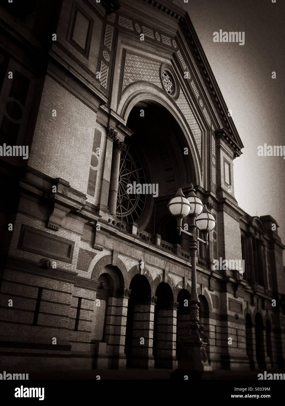 Ally pally hi-res stock photography and images - Alamy