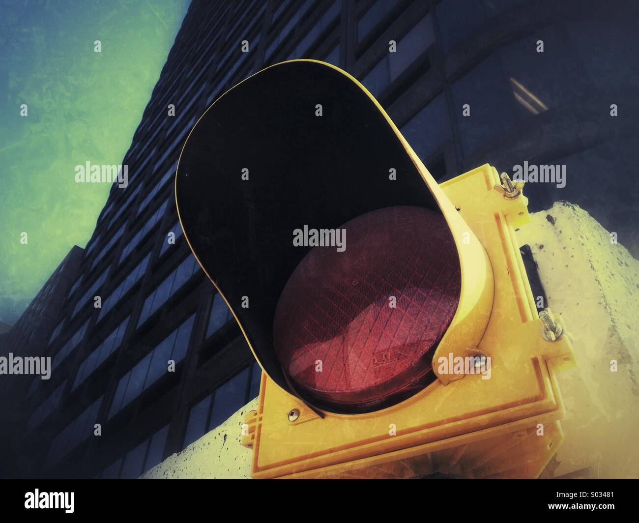 Red light danger hi-res stock photography and images - Alamy