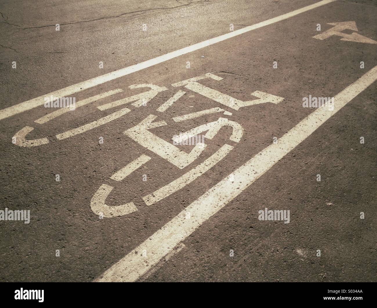 Sports path hi-res stock photography and images - Alamy