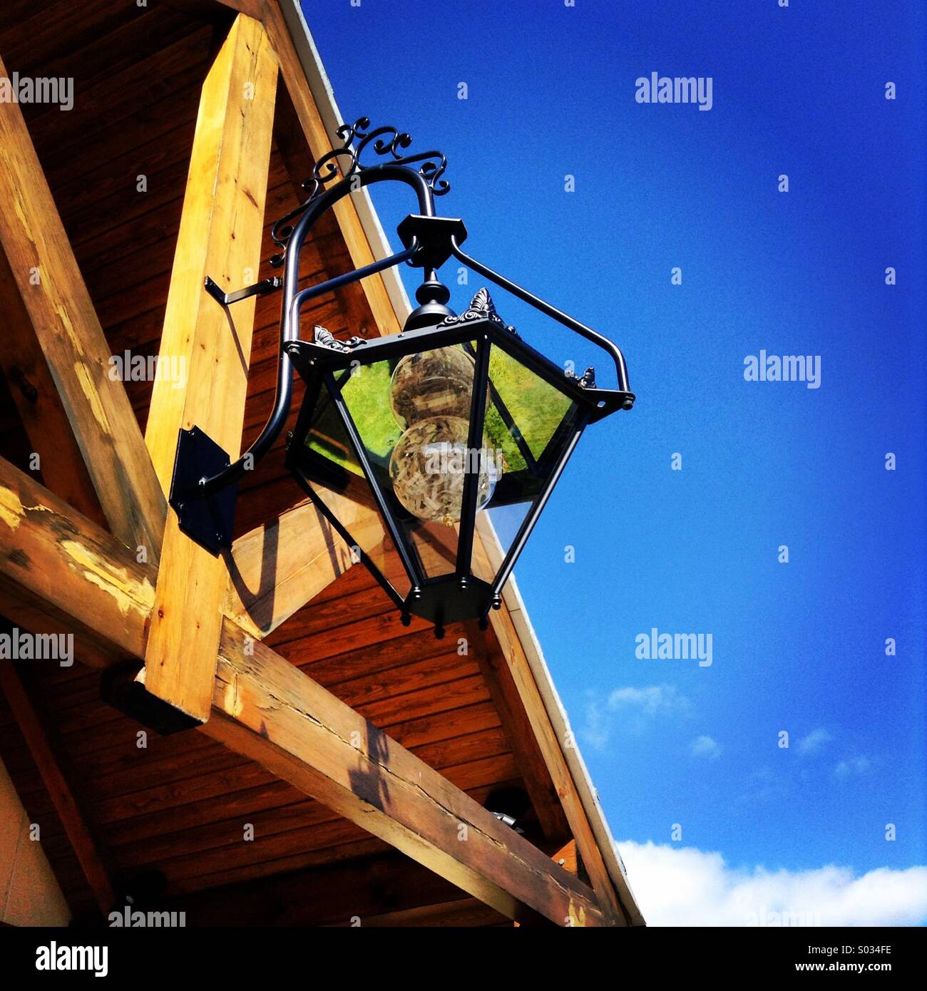 Pub lantern hi-res stock photography and images - Alamy