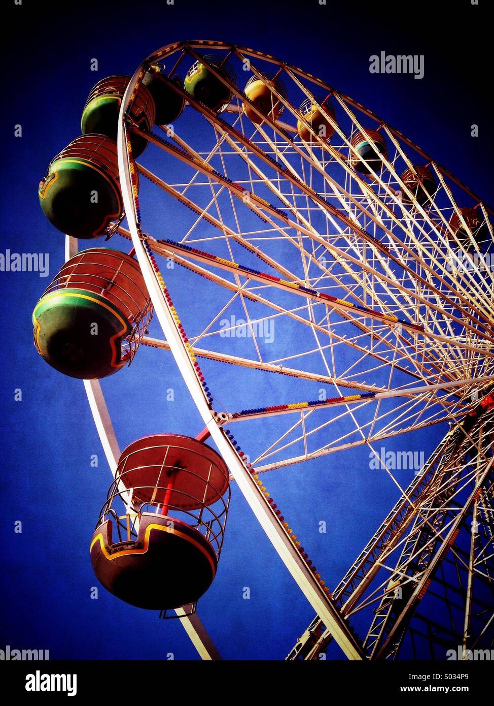 Big wheel on Blackpool Central Pier Stock Photo - Alamy