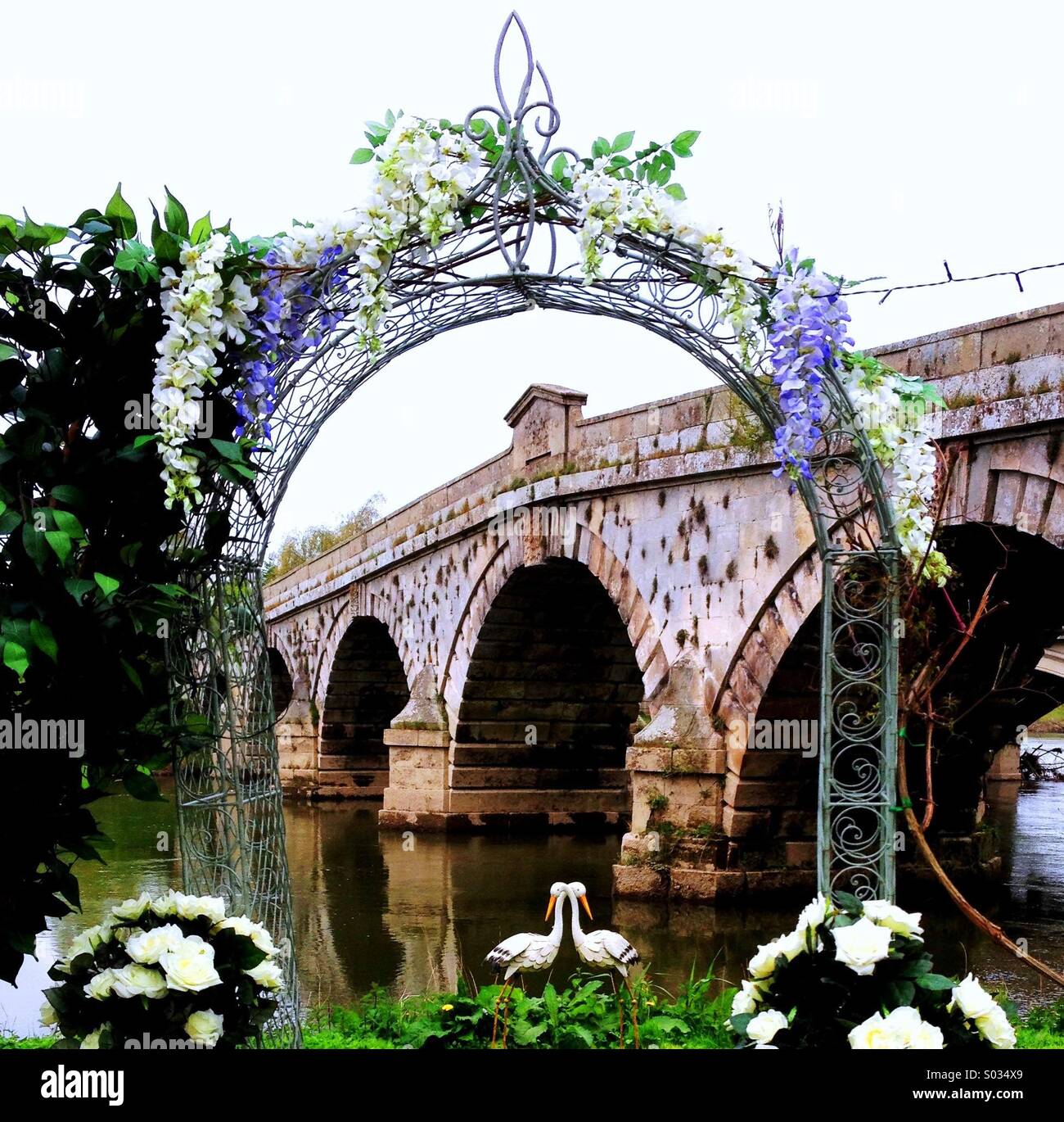 Riverside Pergola and Bridge Stock Photo - Alamy