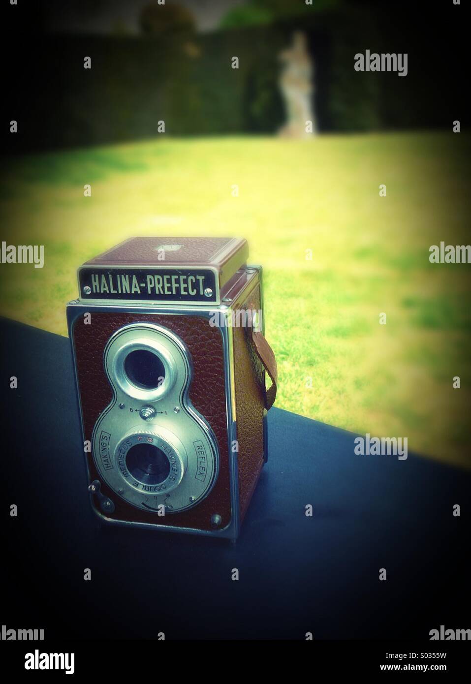 Vintage halina camera hi-res stock photography and images - Alamy