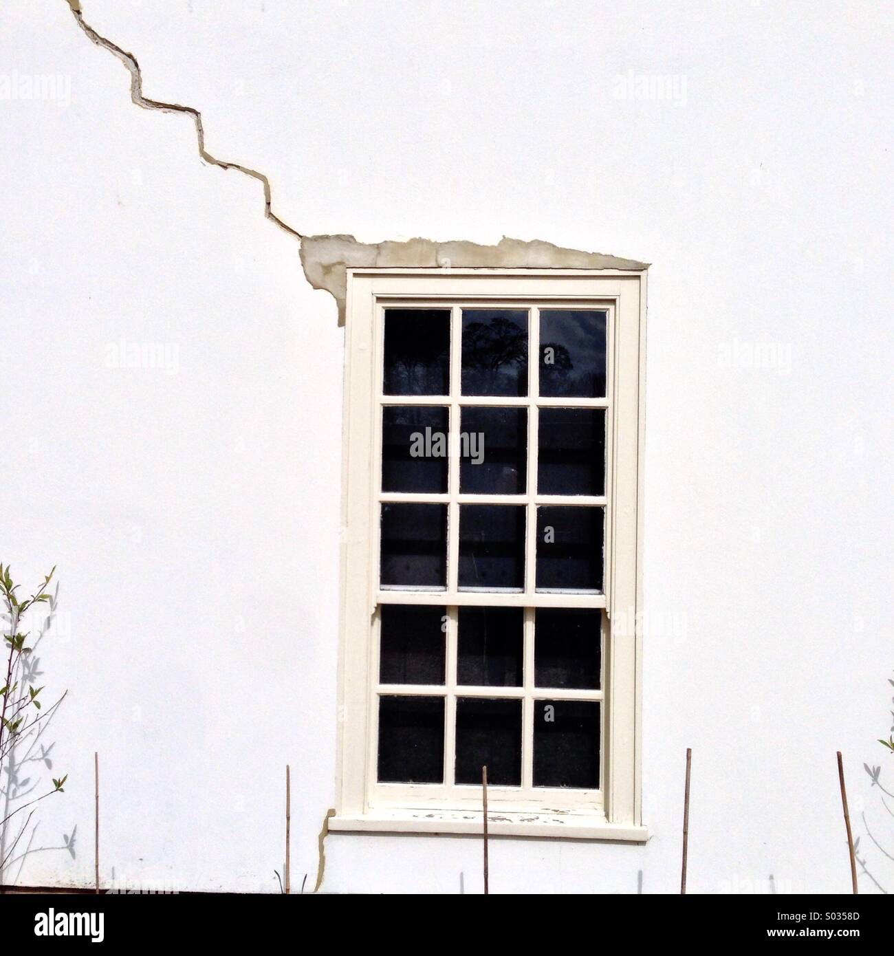 Big window wall hi-res stock photography and images - Alamy