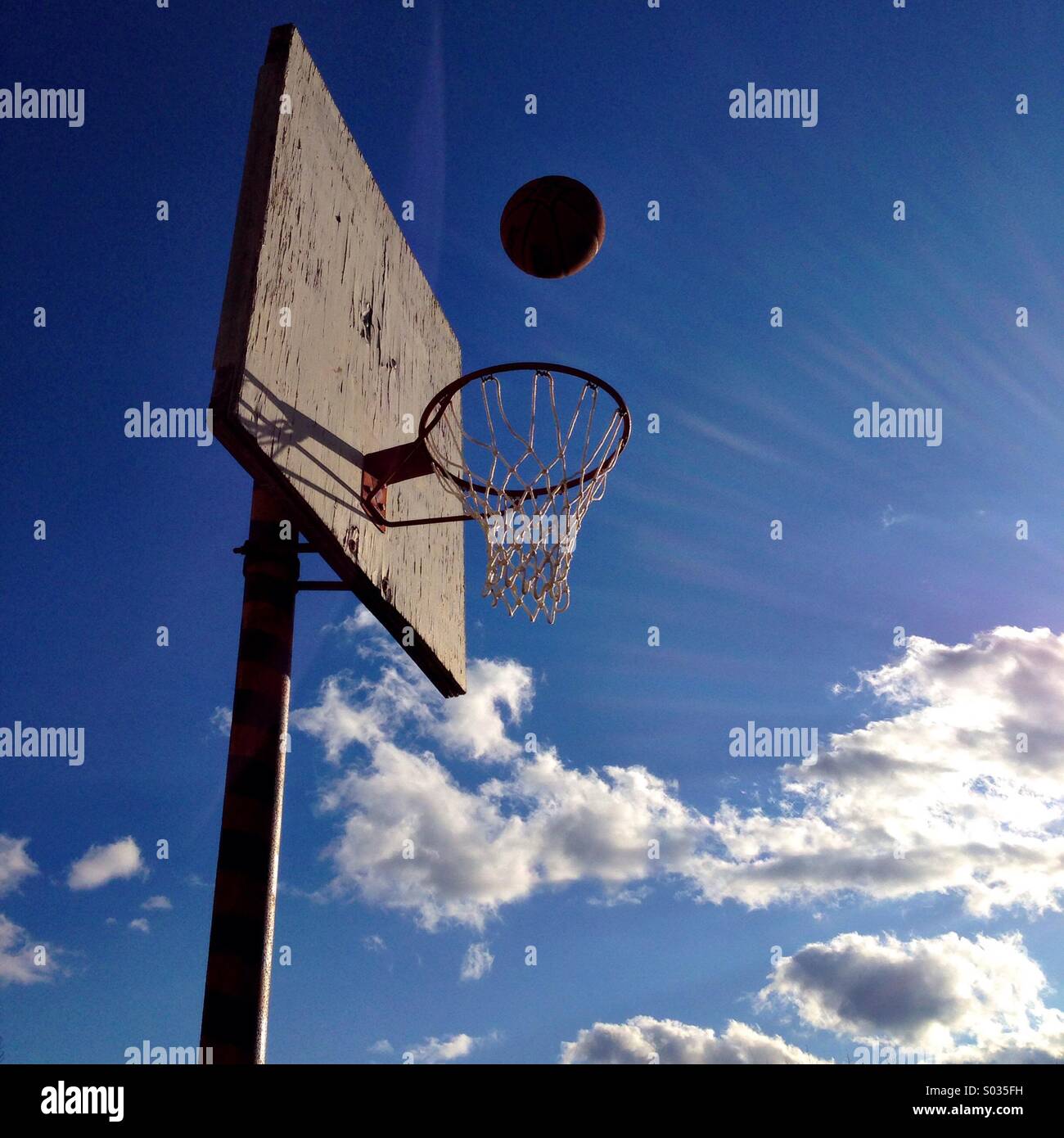 Ball hoop hi-res stock photography and images - Alamy