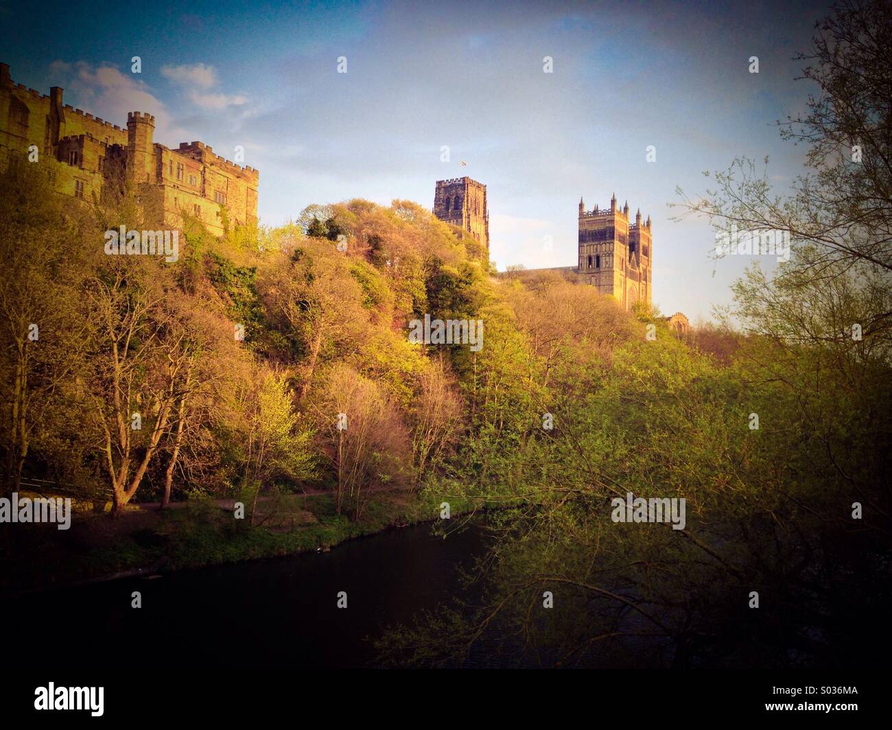 Durham castle cathedral hi-res stock photography and images - Alamy
