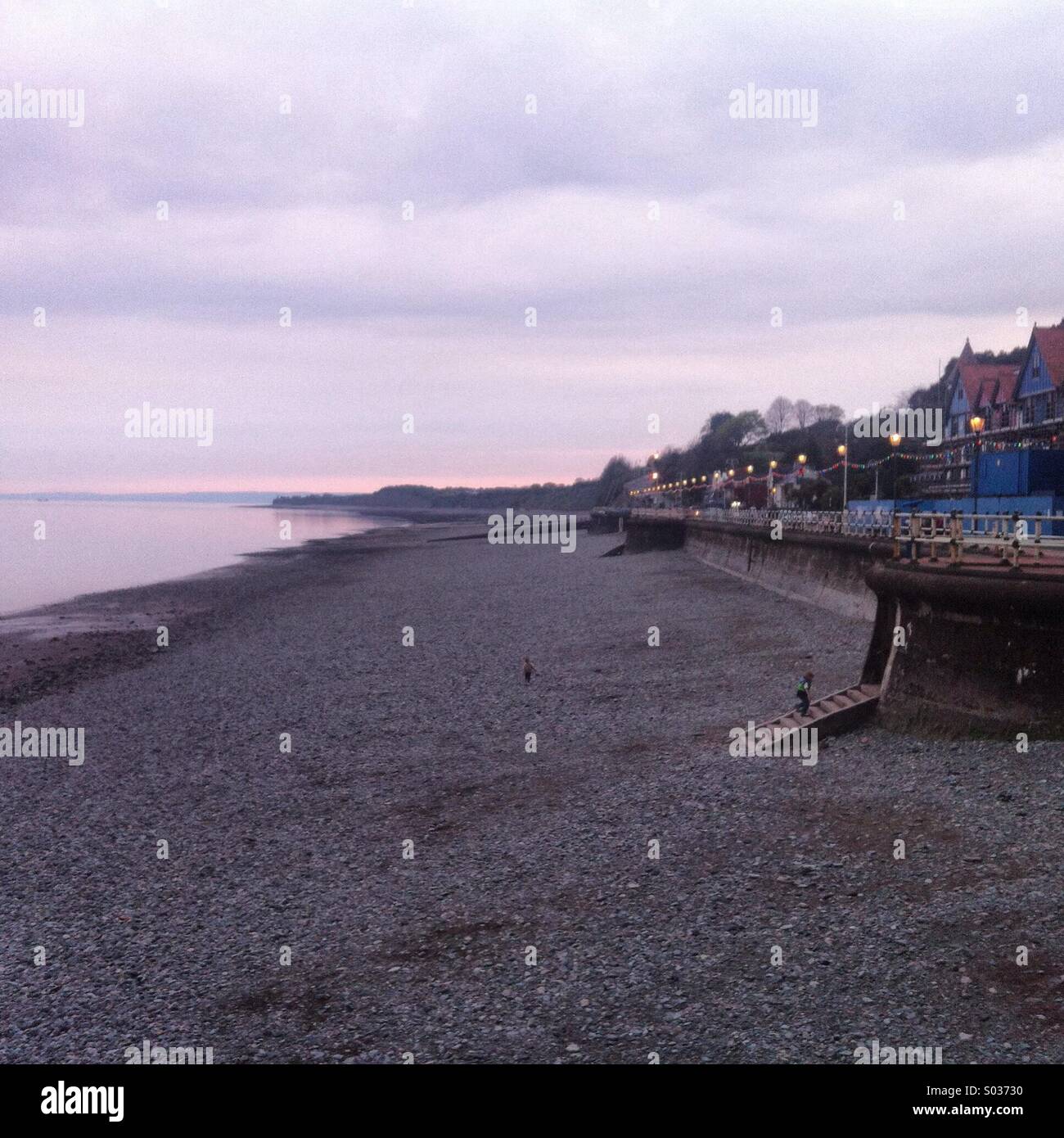 Cardiff beach hi-res stock photography and images - Alamy