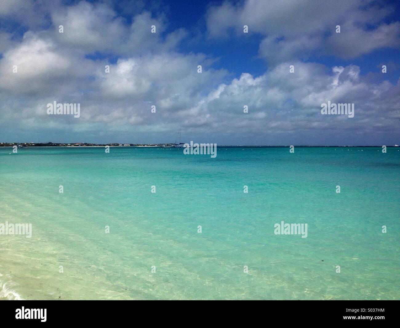 Tropical green water hi-res stock photography and images - Alamy
