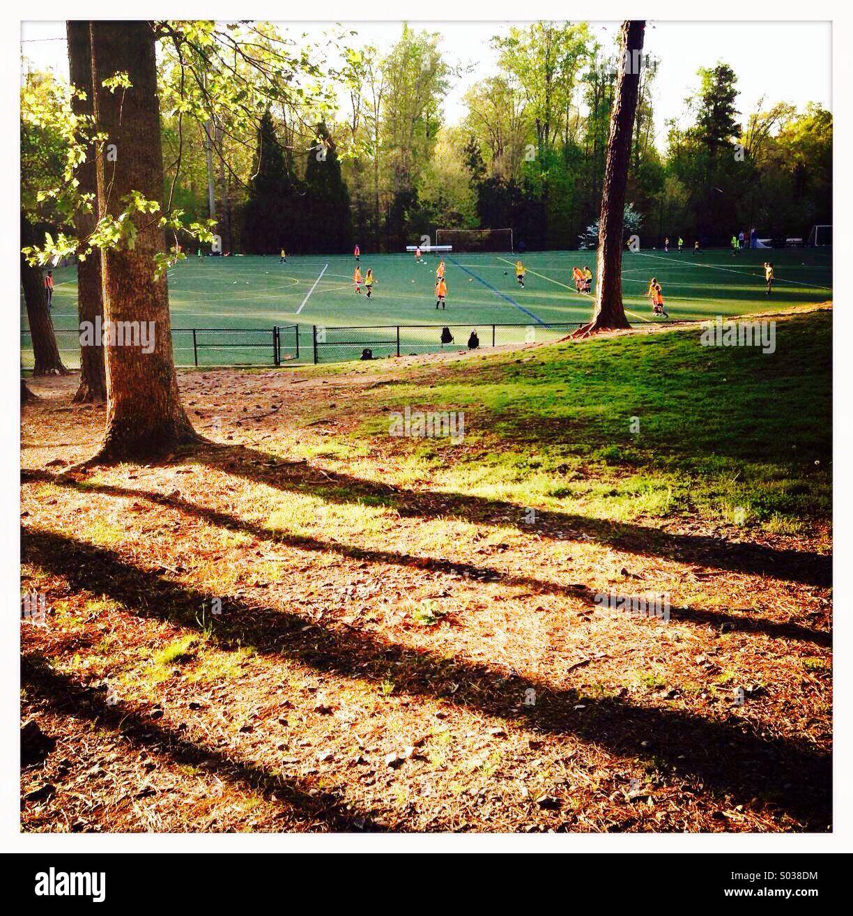 Suburban park hi-res stock photography and images - Alamy